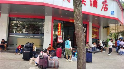 တရုတ်ပြည်ထဲက မြန်မာအထည်ချုပ် The Nation Voice