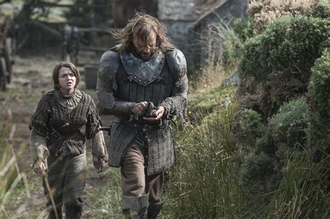 Epic Game Of Thrones 4k Wallpaper Arya Stark And Sandor Clegane