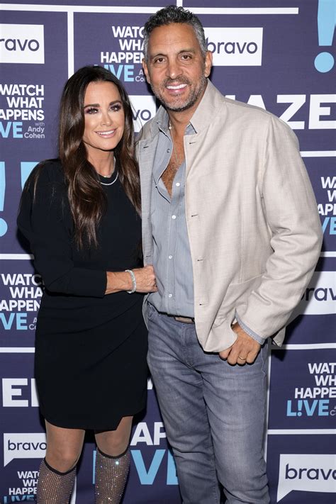 Kyle Richards Finally Confirms Marriage To Mauricio Collapsed After She Lost Trust In Him And