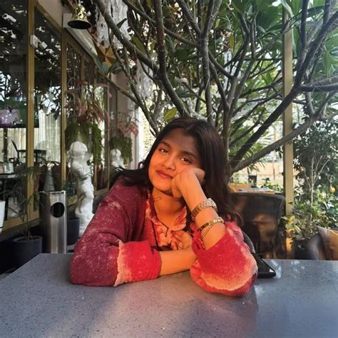 Niharika Agrawal Niharika Agrawal • Threads Say More