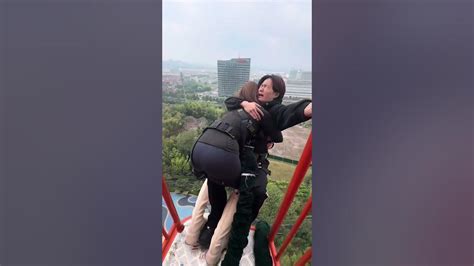 双人跳的时候，我们是彼此的太阳对吗？蹦极 惊险刺激 洞门玩出花 安吉田园嘉乐比 Youtube