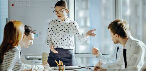 Ethical And Unethical Behavior In The Workplace Common Examples And