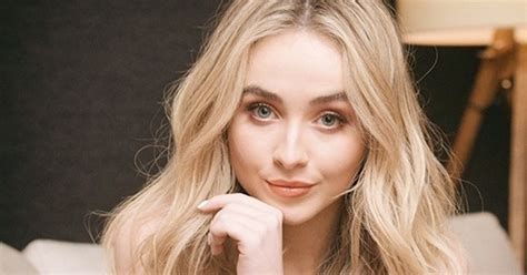 첫 내한 사브리나 카펜터 레드벨벳과 컬래버 하고 싶어요 [인터뷰]