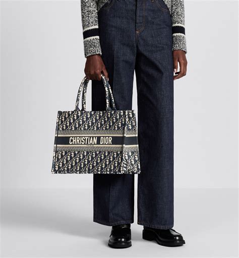 Dior Dior Book Tote バッグ ミディアム New York エンブロイダリー 36 X 275 X 165 Cm