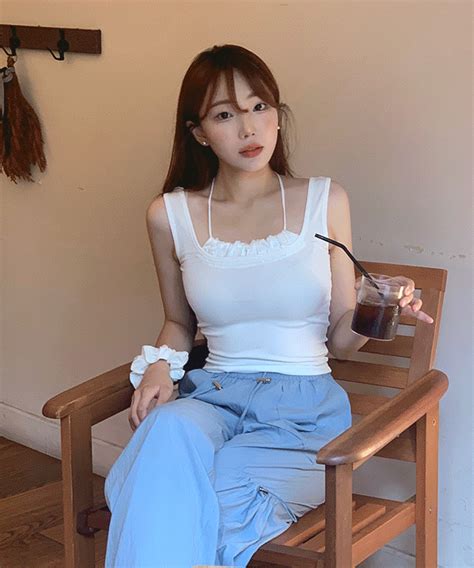 [⏰굿바이썸머세일][예쁨보장 파스텔톤] 셔링 유니크 리본 홀터넥 실크 골지 나시 3color 에이블리