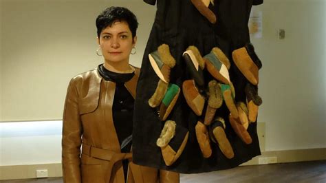 Interview With Sepideh Farzam Iranian Artist In Sydney Sbs Persian