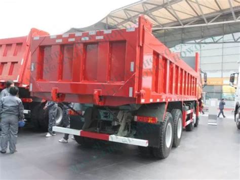 Howo7 Heavy Duty Dump Truck 8x4 25 30m3 12 Wheel Dump Truck 50 60t Load