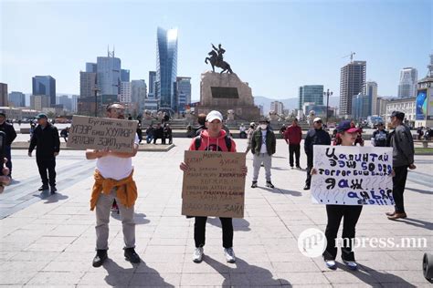 ФОТО Талбай дээр ЖДҮ БЗС нүүрсний хулгайчдыг эсэргүүцсэн жагсаал