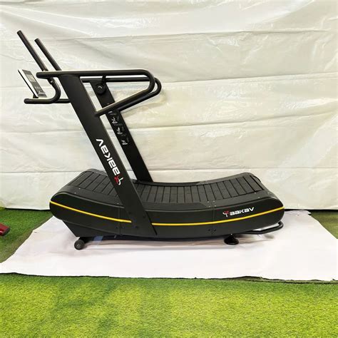 Gym Curve Treadmill At ₹ 150000 Manual Commercial Treadmill In New Delhi Id 2850442011488