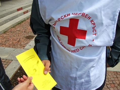 Нова схема Служител“ на БЧК измами и обра старица във Враца