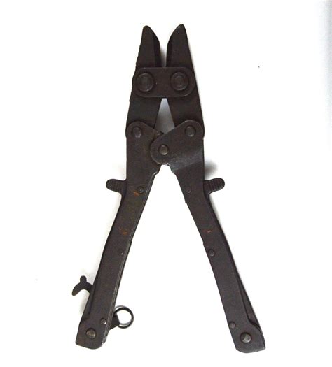 British Wwii Folding Wire Cutters Dated 1944 Tenniswood Militaria