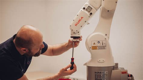 Robot Maintenance Kuka Yaskawa All About Automation