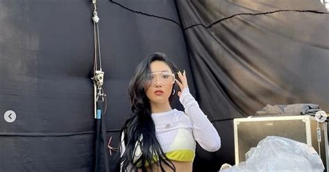 화사 섹시 비키니 자태 건강미 넘치는 탄탄 복근까지 [n샷]