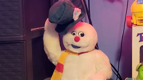 Gemmy Spinning Snowflake Frosty The Snowman Youtube