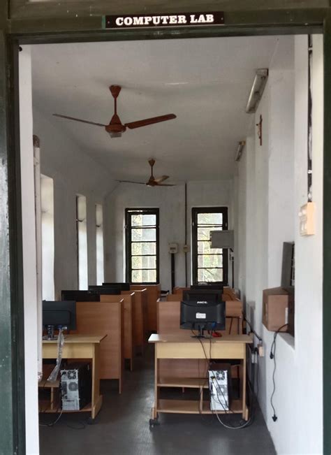 computer labs providence women s college calicut