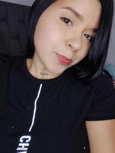 Andrea Alvarez Live Cams Skype Teams Discord Telegram