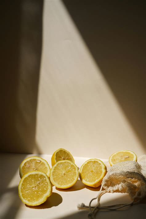 감귤류 건강 건강한 식생활 고요한 과일 과즙이 많은 구성 그림자 깨끗한 날 것 노란색 단순한 따뜻한