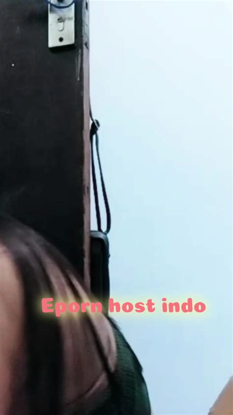 Colok Memek Di Kamar Mandi Hampir Ketahuan Adik