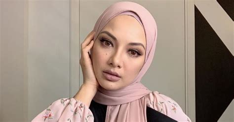 Biodata Neelofa