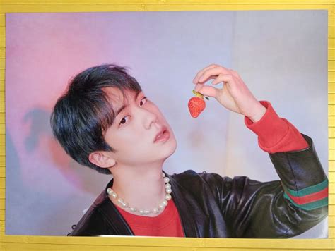 Постер джин бтс Jin Bts — ціна 60 грн у каталозі Календарі Купити товари для дому та побуту за