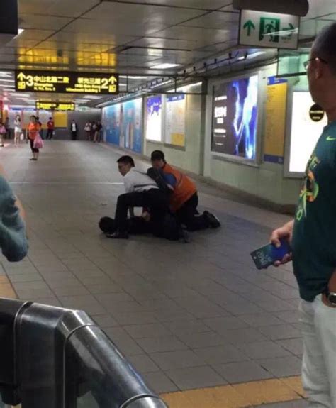 台北捷运再曝砍人事件：4人受伤，嫌犯疑似因失业心情不佳港台来信澎湃新闻 The Paper