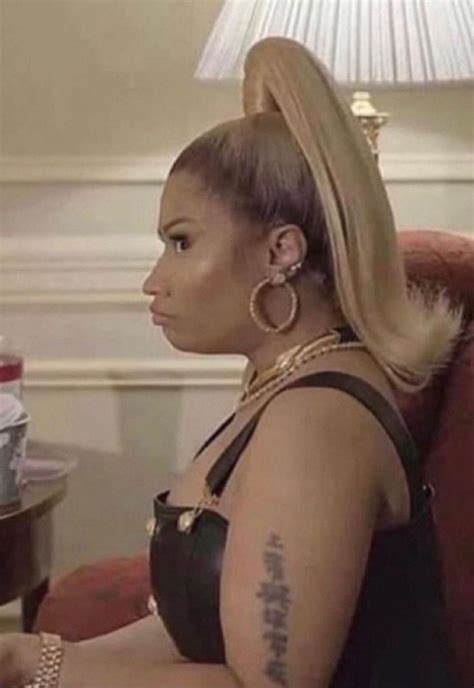 Me Everytime Serena Says Hes Just So Perfect Girl He Just Called You Pretty Stand Up Sis