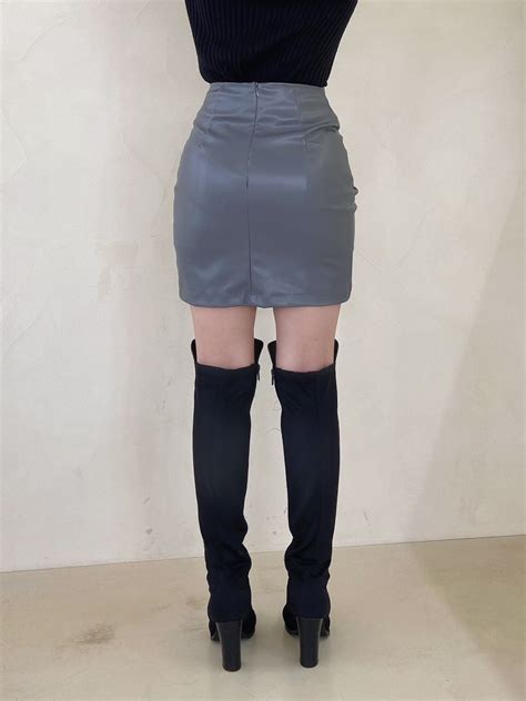 튤립 초 미니 레더 가죽 셔링 언발 가을 겨울 스커트 짧은치마