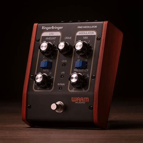 Warm Audio Ringerbringer 100 Analog Ring Modulation Pedal With Lfo