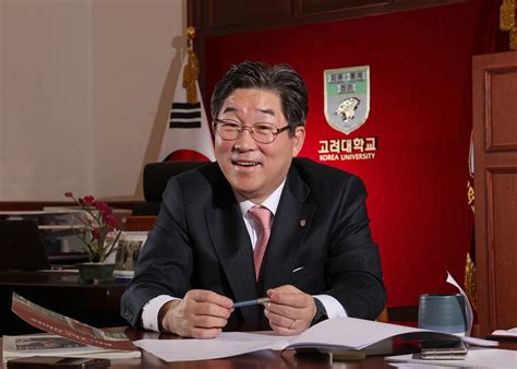 인터뷰 김동원 고려대 신임총장 사회 공헌하는 대학 만들 것 연합뉴스