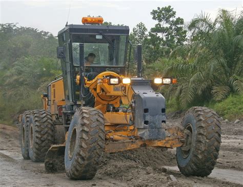 Komatsu Motor Grader Gd755 5r Komatsu Motor Grader Gd755 5r