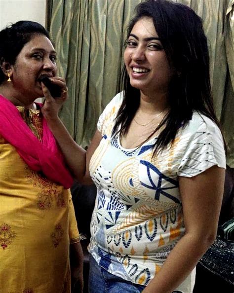 Elakiya Jayakumar Tamil Tv Serial Actress 5 Busty Social Media