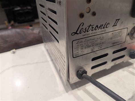 Lestronic Ii 36 Volt Crow Foot Golf Cart Battery Charger 07850 Club Car