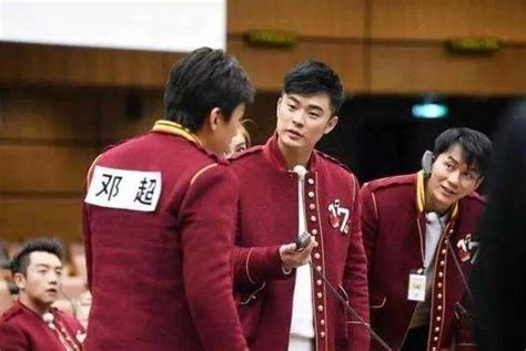跑男英语演讲酿大型车祸现场，中国艺人的英语真要恶补了