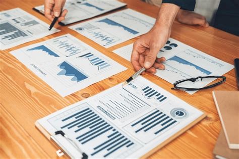 Premium Photo Analyst Team In Office Analyzing Financial Data