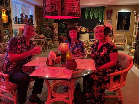 Home Tiki Bar Spotlight 95 The Lower Lanai Tiki Hut Victoria Bc Canada Tiki With Ray