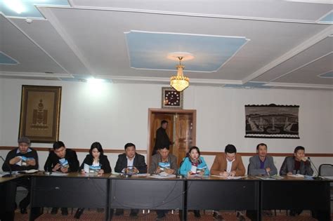 “ХАР ТӨМӨРЛӨГИЙН ЦОГЦОЛБОР БАЙГУУЛАХ ТӨСӨЛ” ИЙН УРЬДЧИЛСАН СУДАЛГААНЫ ТАЙЛАНГ ХЭЛЭЛЦЭВ