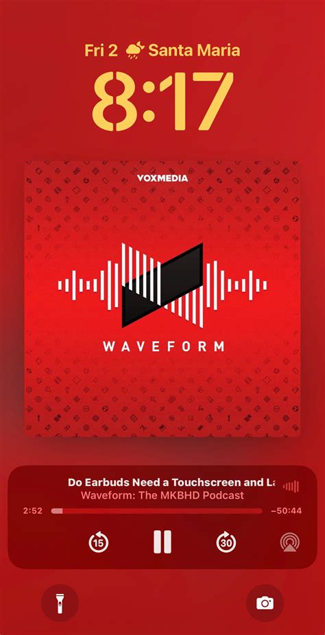 Ios 16 Lockscreen When Playing The Waveform Podcast Is So Nice To Look