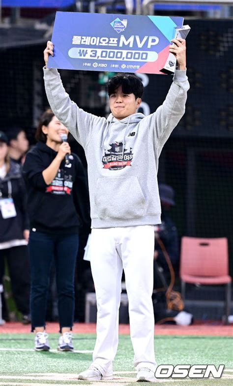22세에 가을야구 데뷔→전 경기 투혼→po Mvp초인이 된 예비역 전천후 힘든 걸 못 느낀다”