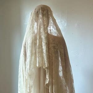 Antique Silk Mantilla Lace Original From Early 20th Ivory Rare To Find
