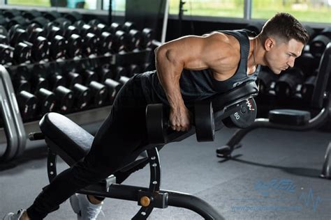 آموزش بهترین حرکات زیر بغل برای پهن شدن زیر بغل