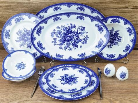 Сервиз обеденный Zarin Iran Porcelain Industries Со. из 28 предм ...