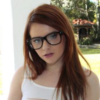 Karli Brookes Feed Watch The Latest Updates On Freeones