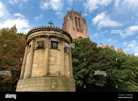 Liverpool Uk Huskisson Monument St James Gardens A Memorial To The