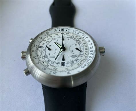 Ikepod Hemipode Chronometer Grand Date Hd02 Artofit