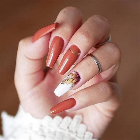 86 رنگ لاک ناخن پاییزی 1402 جدید و شیک برای پوست سبزه و روشن