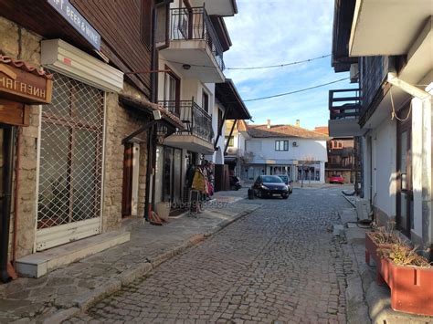 Несебър Помещение под наем Магазин Офис Кабинет Салон за красота Друго 25 кв м Партер