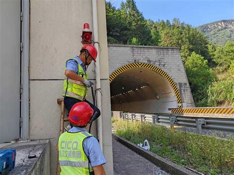 双峰隧道管理所多维发力 筑牢国庆高速隧道安全畅通防线