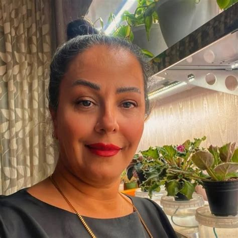 Neda Rezaee Neda Rezaeeee • Threads Say More