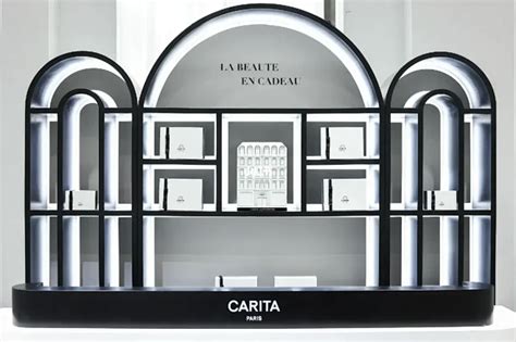 作为亚洲首个CARITA耀世逐光名仕预览沙龙品牌在充满艺术氛围的北京摩卡艺术中心量身打造多重别样空间让宾客亲启光芒焕变的璀璨旅程行业