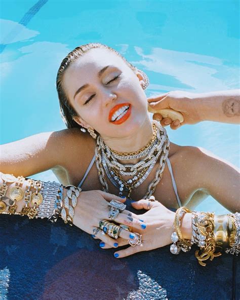 Miley Cyrus Posing Sexy For Von Magazine 2 Cinema Issue May 2019
